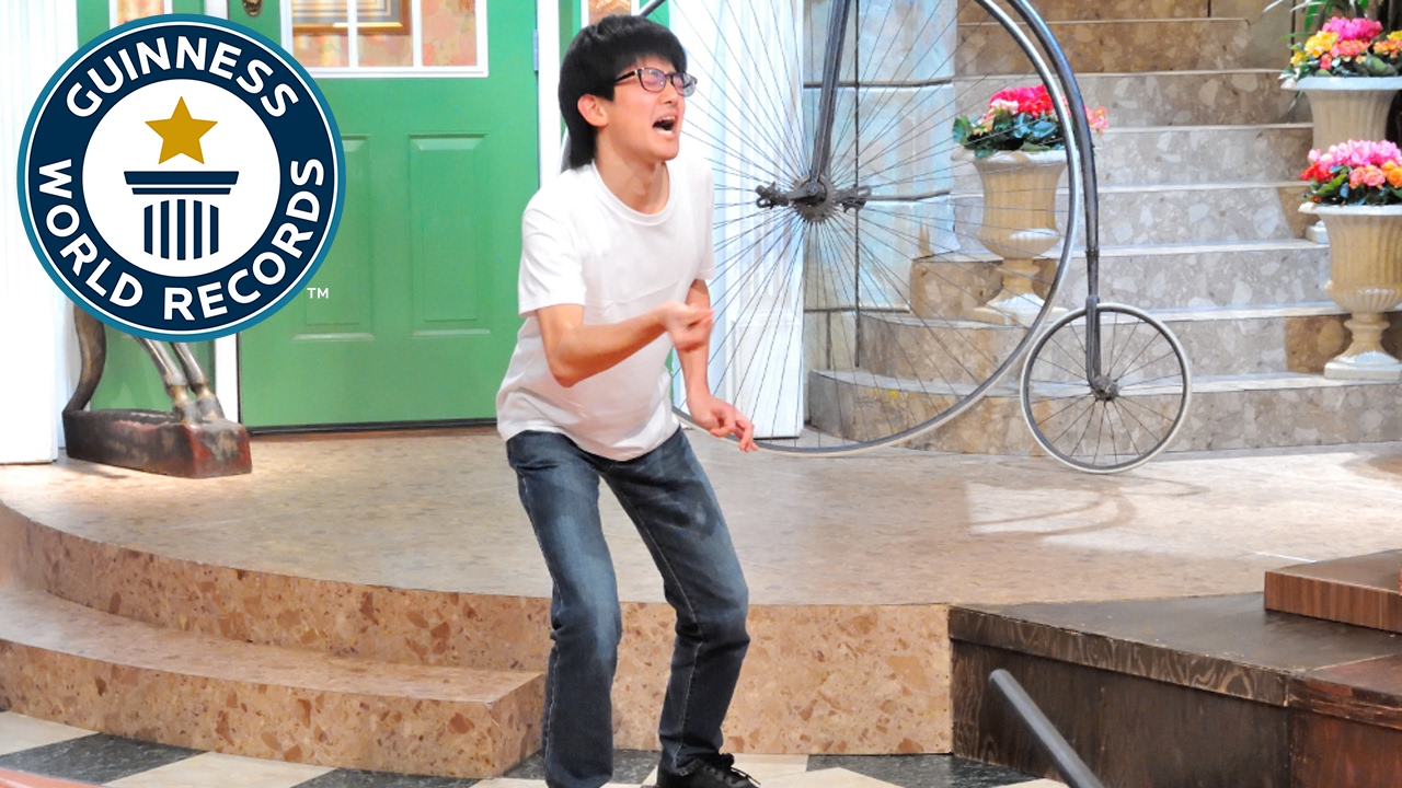 Japanese Student Becomes the World's Fastest Finger Snapper