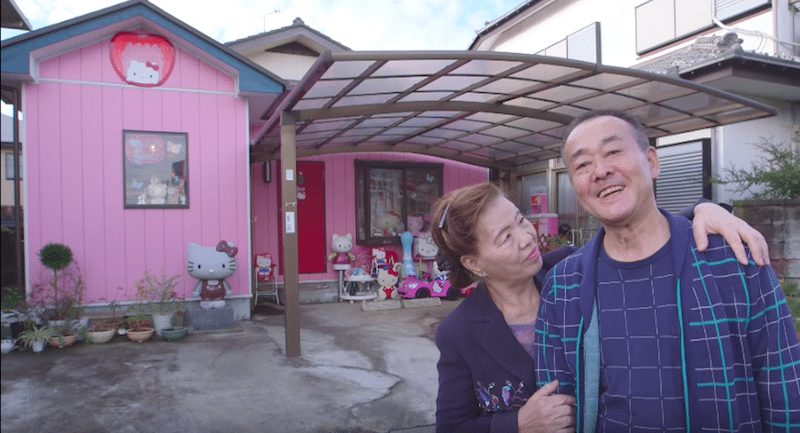 Meet the Japanese Man Who Owns The World’s Largest Hello Kitty ...