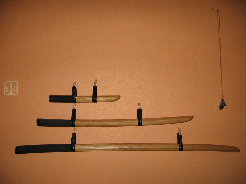 Badass Japanese Store Clerk Stops Robbery Using Wooden Kendo Sword ...