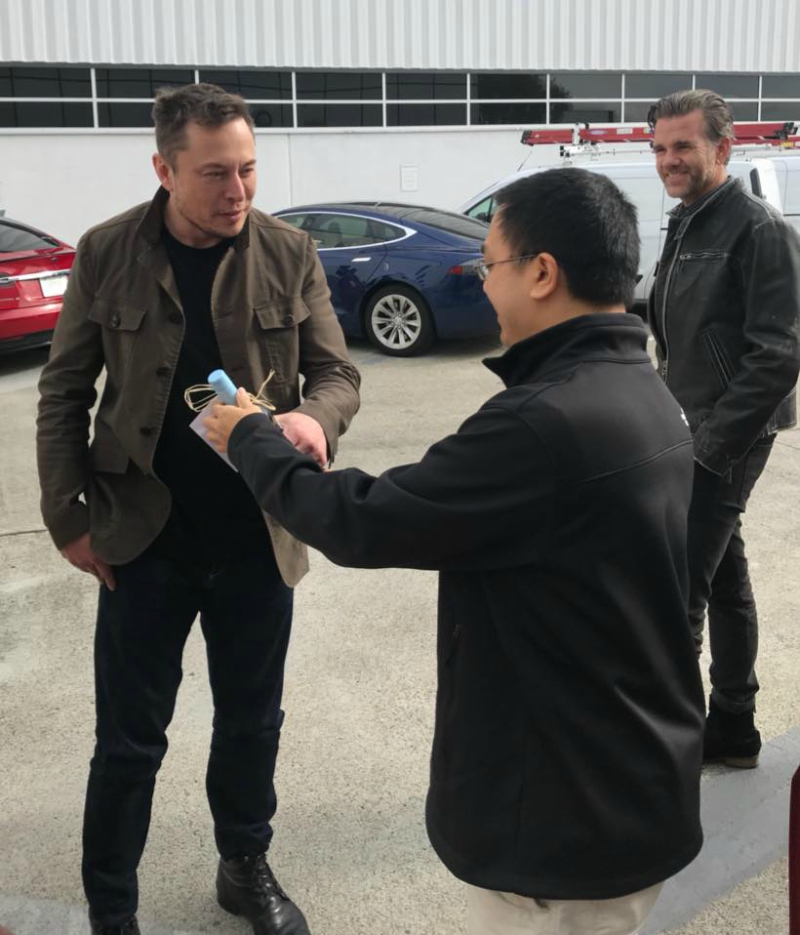 He Never Wanted to Meet Elon Musk, But He Showed Up Anyways | NextShark.com