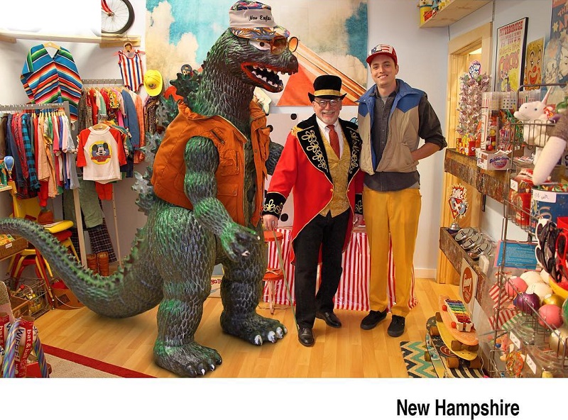 He Bought a Godzilla Named ‘Ryan’ For $8 and Now They’re Inseparable ...