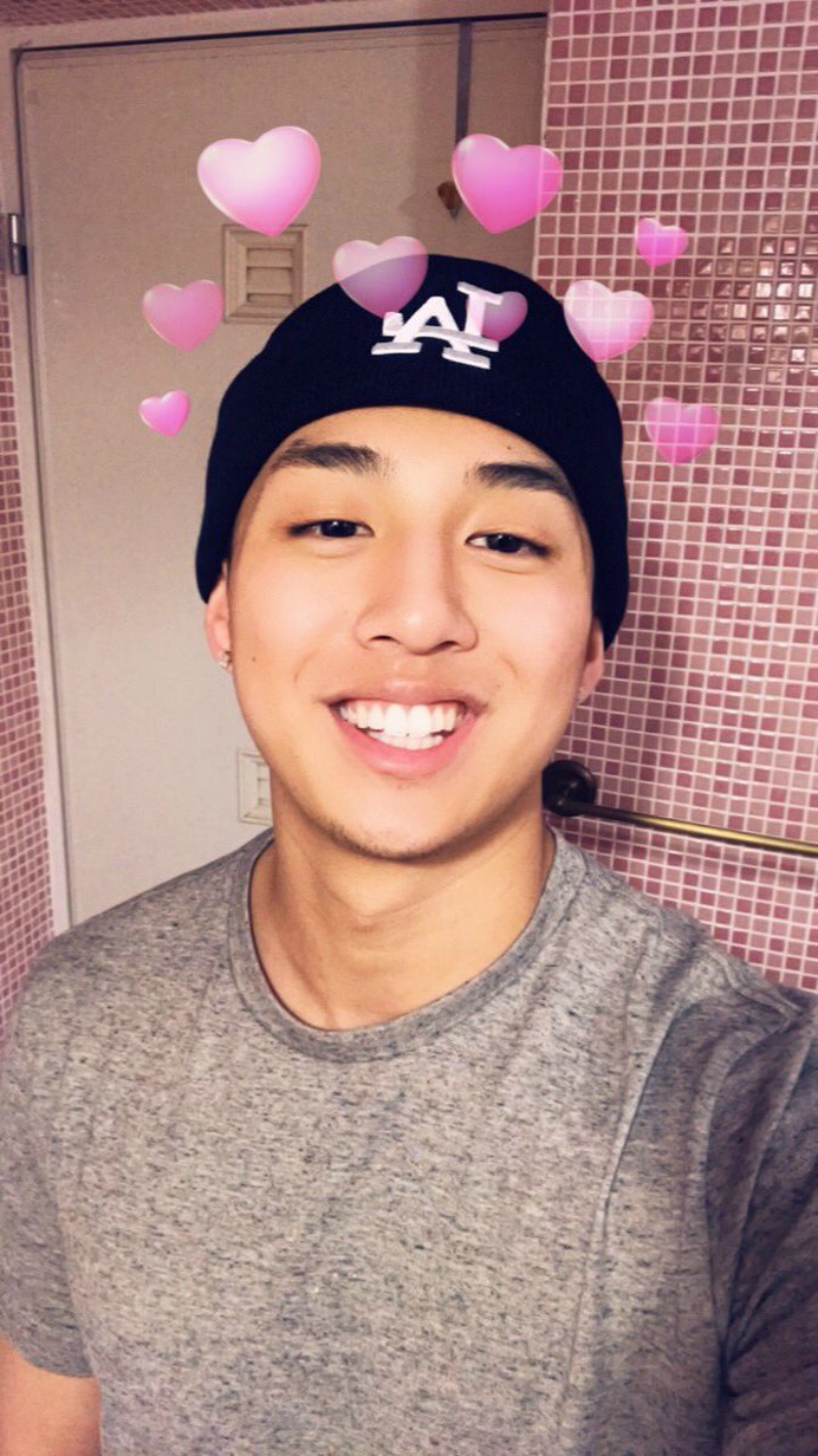 He Tried a YouTube Hack to Open a Wine Bottle and Almost Died ...