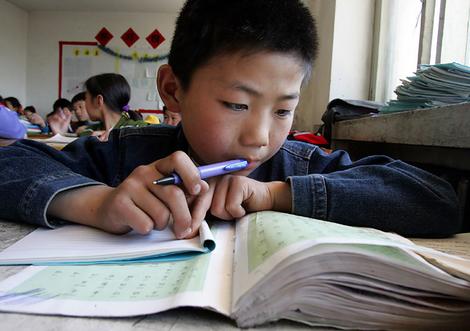 Redditor Raises His Adopted Asian Son in Chinese Culture for 17 Years ...