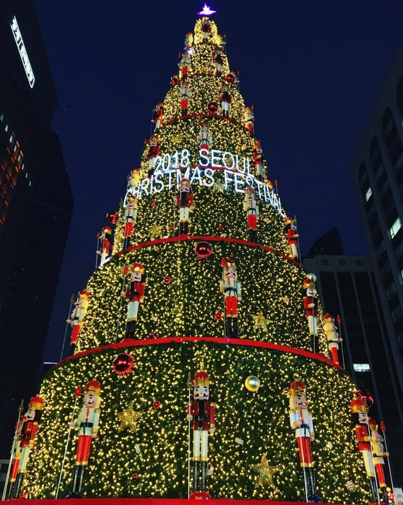 How These 6 Asian Countries Celebrate Christmas | NextShark.com