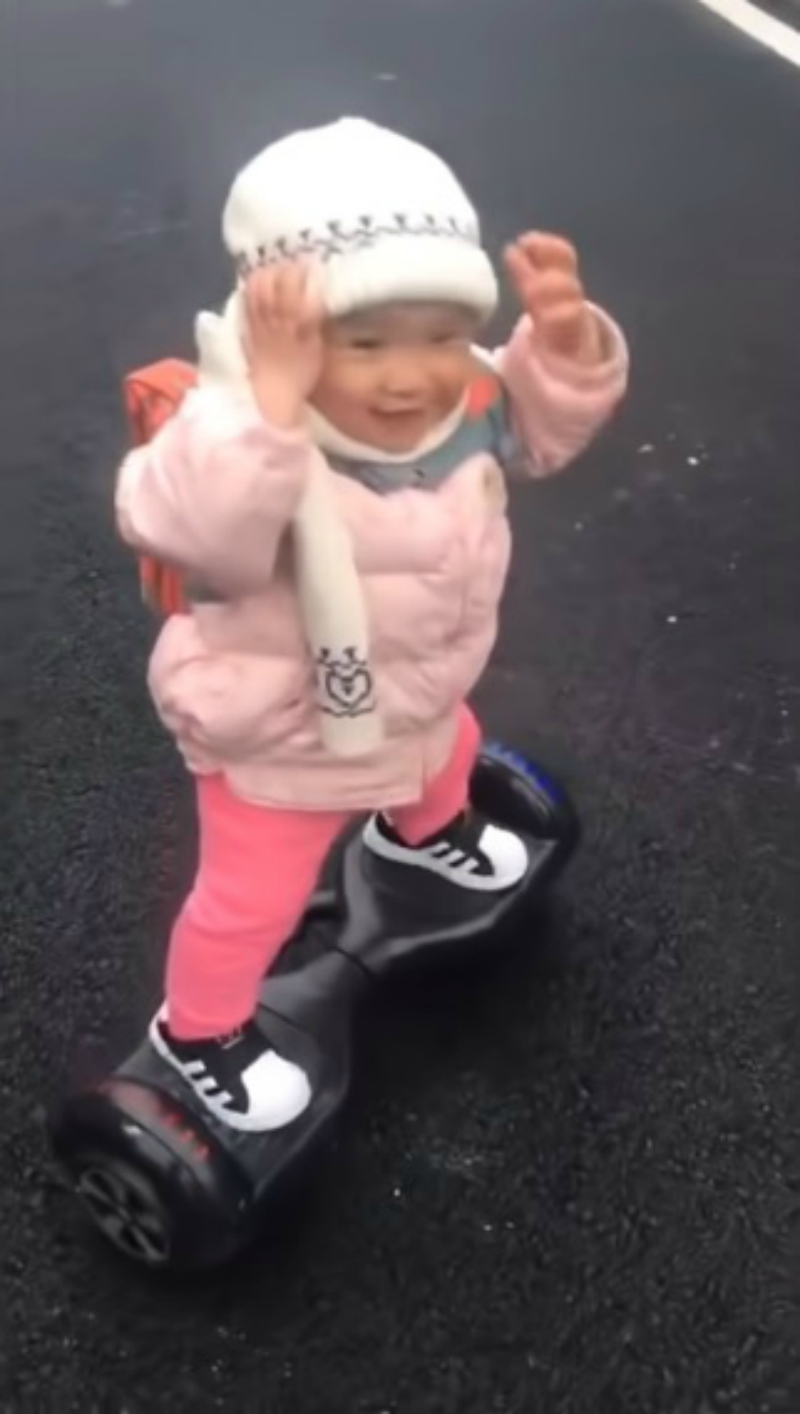 Toddler Who Can Ride a Hoverboard Better Than You Goes Viral in China ...