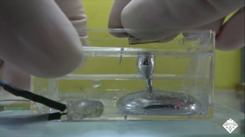 Chinese Scientists Have Created Liquid Metal That Can Stretch Like the ...