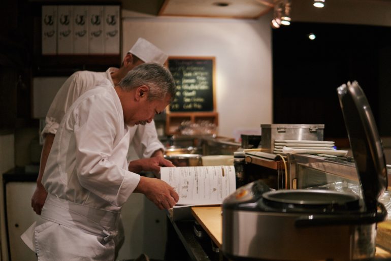 One of OC’s Best Sushi Chefs Reveals How to Make World Class Sushi Rice ...