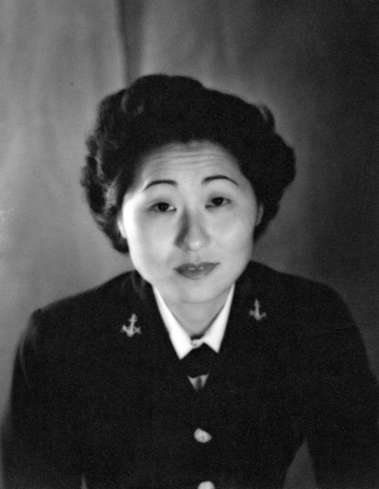 Meet the First Asian American Female Officer in the U.S. Navy ...