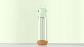 Boba Barista Creates Eco-Friendly Boba Bottle You Can Take With You ...