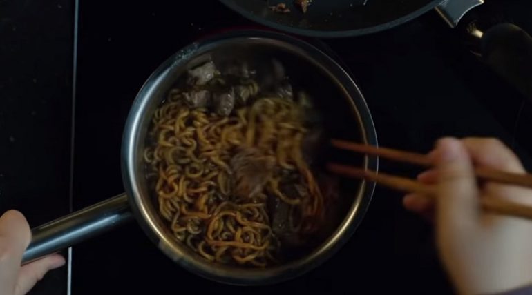 How to Cook the ‘Jjapaguri’ Dish From ‘Parasite’ | NextShark.com
