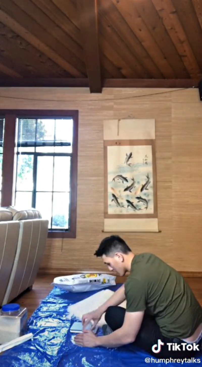 Man Goes Viral Using Rice to Show Jeff Bezos’ Wealth on TikTok ...