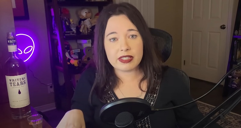 Lindsay Ellis Opens Up About Being Canceled For Raya Tweets I