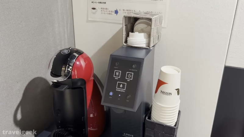 Here’s what it’s like staying inside the ‘sleep pods’ at a Tokyo train ...