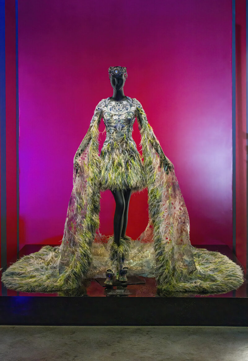 Gallery: 21 of Guo Pei’s most exquisite designs in photographs ...