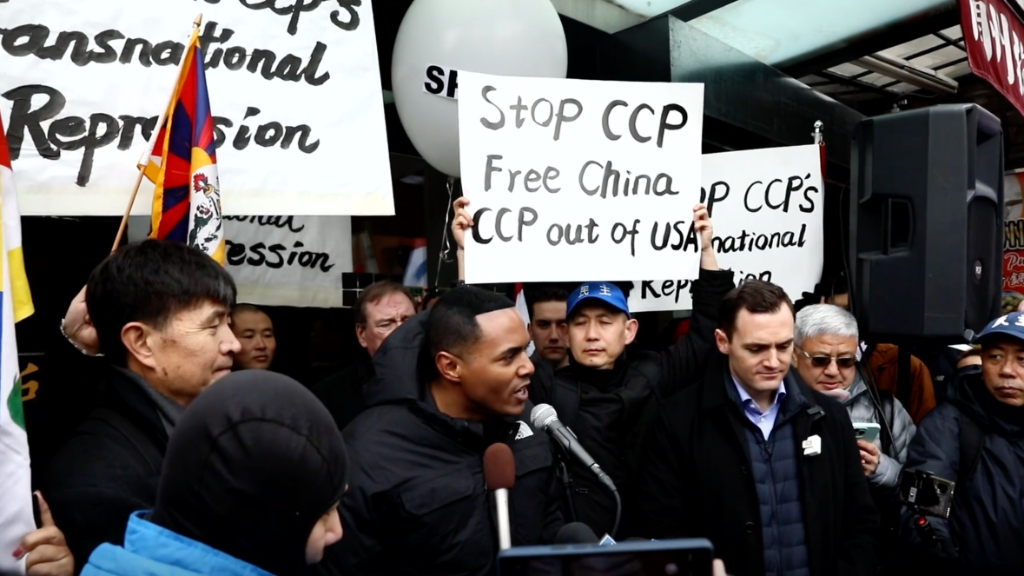 Protestors gather at Chinese 'police station' in NYC to demand CCP stop ...