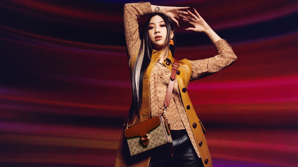 Rapper Lee Young-ji becomes first Korean star to be named Coach ambassador