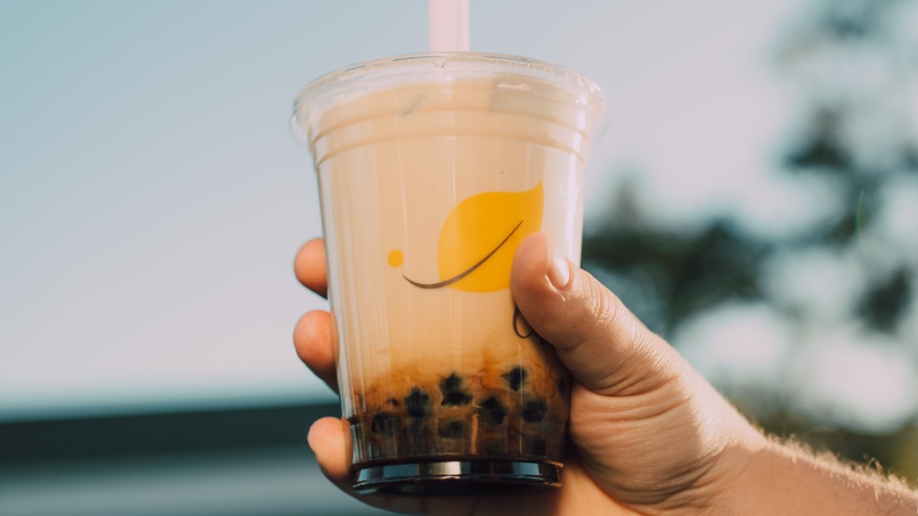 Man demands ex-coworkers pay him back for boba tea he 'treated' them to