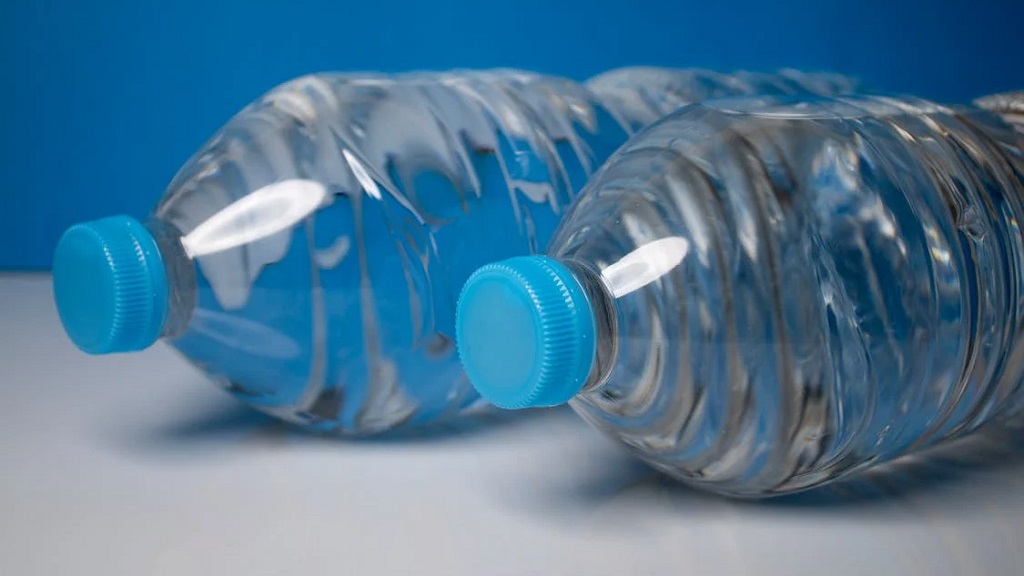 BPA alternatives used to make plastic are just as bad, study finds