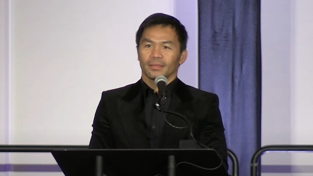 Manny Pacquiao fights back tears as he enters Boxing Hall of Fame